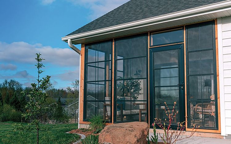 Screened in Porch Systems & Retractable Screens | ScreenHouse